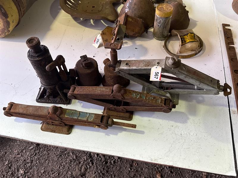 Burns & Co Auctions Item Detail